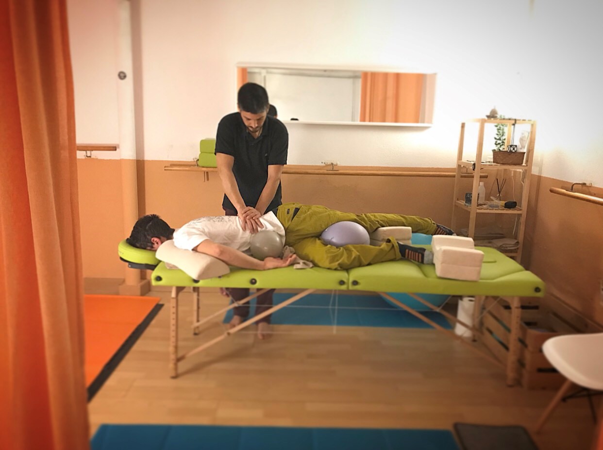 Non-traumatic injuries: shoulder tendinitis - KletterRetter - Skincare ...